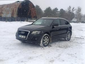 Black Audi Q5 2010 in Kaunas, with an engine capacity of 3.00 L and mileage of 413 thousand km for 5600 €, photo 4 on AUTOMOTO.COM.LV