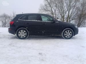 Black Audi Q5 2010 in Kaunas, with an engine capacity of 3.00 L and mileage of 413 thousand km for 5600 €, photo 6 on AUTOMOTO.COM.LV