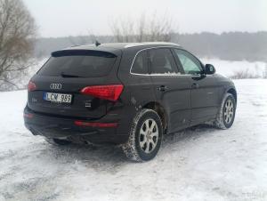 Black Audi Q5 2010 in Kaunas, with an engine capacity of 3.00 L and mileage of 413 thousand km for 5600 €, photo 9 on AUTOMOTO.COM.LV