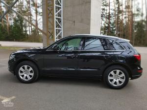 Black Audi Q5 2010 in Druskininkai, with an engine capacity of 2.00 L and mileage of 245 thousand km for 9799 €, photo 7 on AUTOMOTO.COM.LV