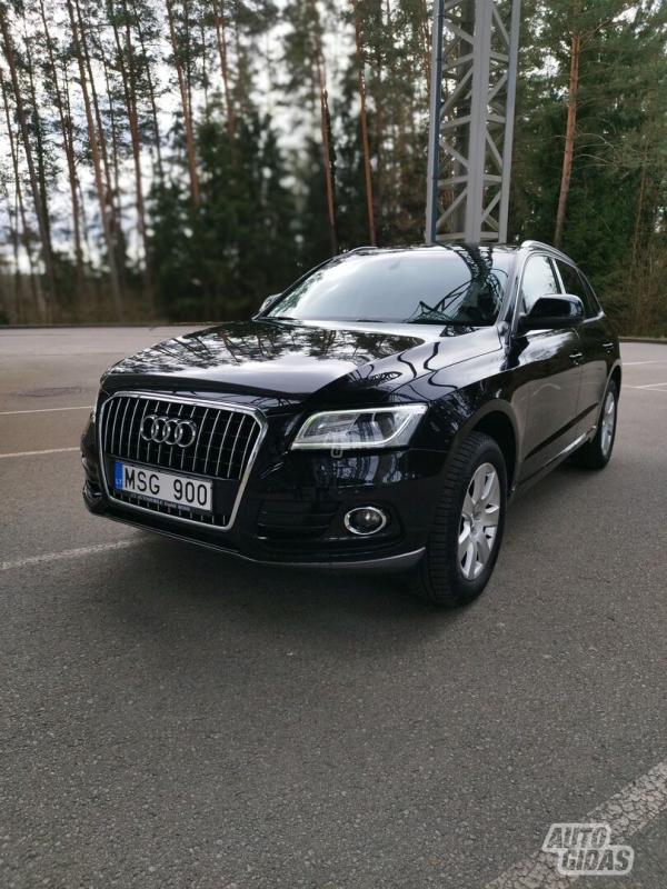 Black Audi Q5 2010 in Druskininkai, with an engine capacity of 2.00 L and mileage of 242 thousand km for 9799 €, photo 1 on AUTOMOTO.COM.LV