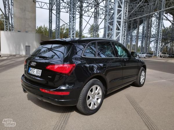 Melns Audi Q5 2010 Druskininkai, ar dzinēja tilpumu 2.00 L un nobraukumu 242 tūkst. km par 9799 €, foto 4 vietnē AUTOMOTO.COM.LV