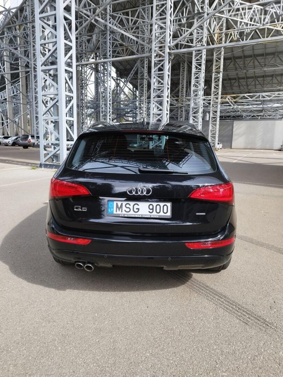 Melns Audi Q5 2010 Druskininkai, ar dzinēja tilpumu 2.00 L un nobraukumu 242 tūkst. km par 9799 €, foto 6 vietnē AUTOMOTO.COM.LV