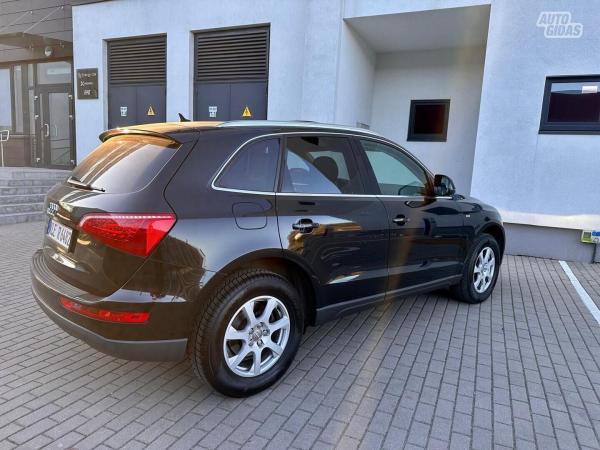Melns Audi Q5 2010 Kauņa, ar dzinēja tilpumu 2.00 L un nobraukumu 268 tūkst. km par 9250 €, foto 5 vietnē AUTOMOTO.COM.LV