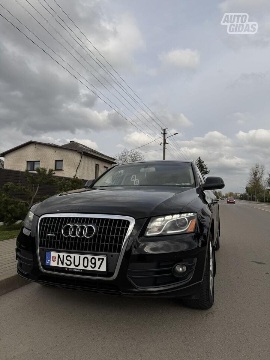 Black Audi Q5 2010 in Kaunas, with an engine capacity of 3.20 L and mileage of 298 thousand km for 6400 €, photo 3 on AUTOMOTO.COM.LV