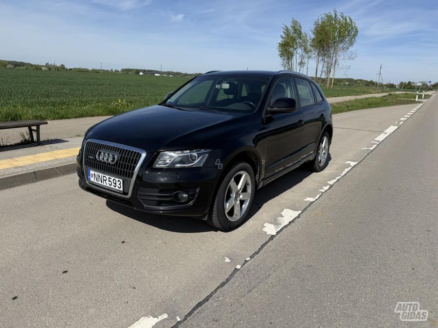 Black Audi Q5 2010 in Kaunas, with an engine capacity of 2.00 L and mileage of 208 thousand km for 10500 €, photo 3 on AUTOMOTO.COM.LV
