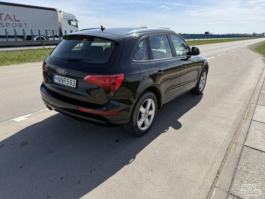Black Audi Q5 2010 in Kaunas, with an engine capacity of 2.00 L and mileage of 208 thousand km for 10500 €, photo 5 on AUTOMOTO.COM.LV