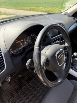 Black Audi Q5 2010 in Kaunas, with an engine capacity of 2.00 L and mileage of 208 thousand km for 10500 €, photo 8 on AUTOMOTO.COM.LV