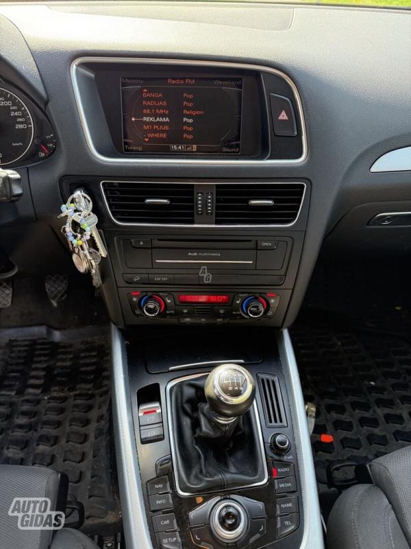 Black Audi Q5 2010 in Kaunas, with an engine capacity of 2.00 L and mileage of 208 thousand km for 10500 €, photo 8 on AUTOMOTO.COM.LV