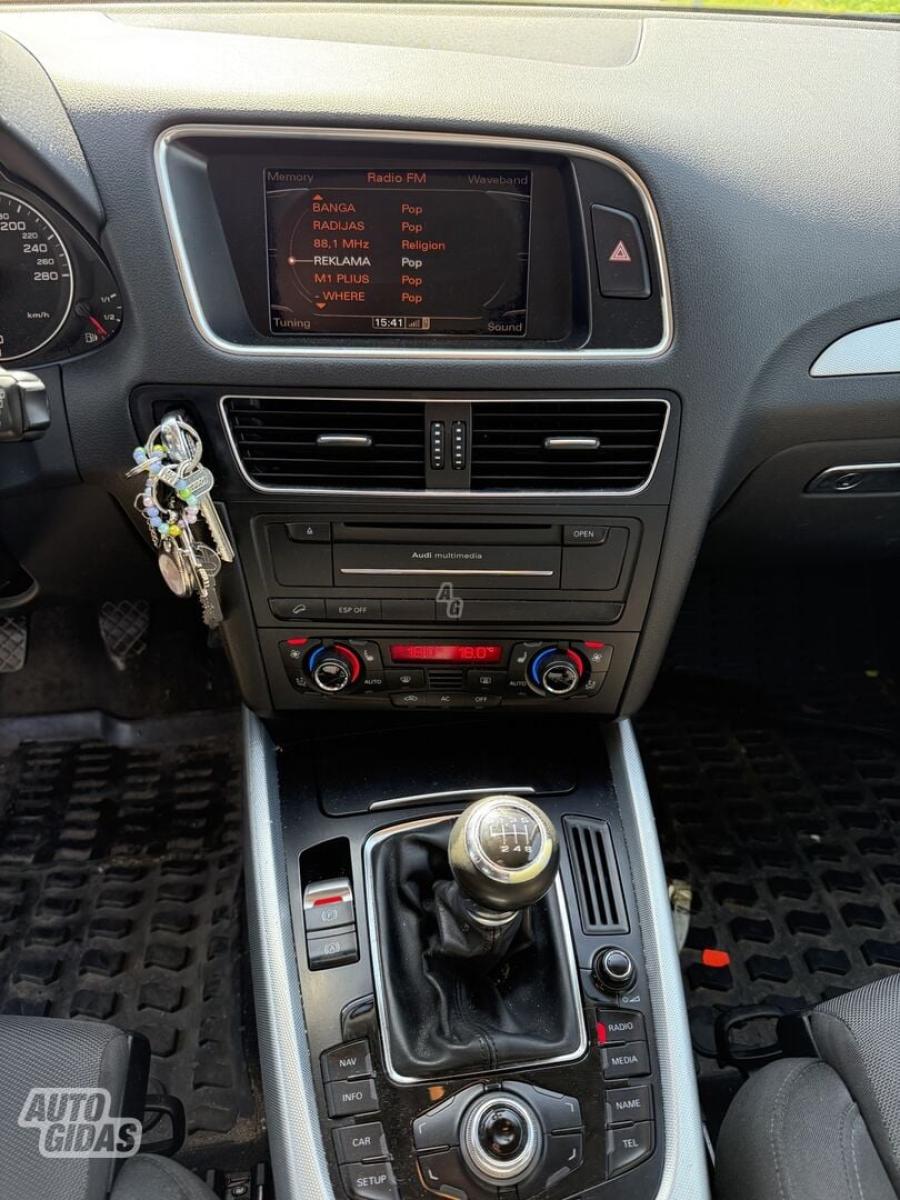 Black Audi Q5 2010 in Kaunas, with an engine capacity of 2.00 L and mileage of 208 thousand km for 10500 €, photo 9 on AUTOMOTO.COM.LV