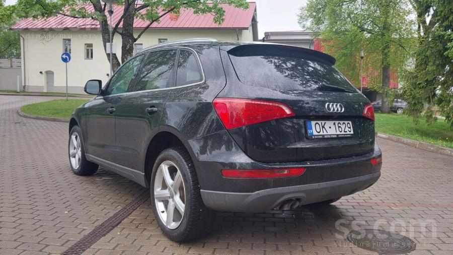 Melns Audi Q5 2010 Alūksne, ar dzinēja tilpumu 2.00 L un nobraukumu 0 tūkst. km par 8250 €, foto 12 vietnē AUTOMOTO.COM.LV