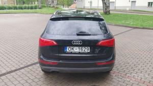 Melns Audi Q5 2010 Alūksne, ar dzinēja tilpumu 2.00 L un nobraukumu 0 tūkst. km par 8250 €, foto 14 vietnē AUTOMOTO.COM.LV
