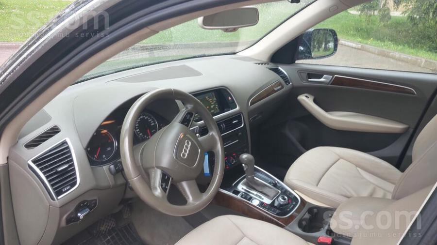 Melns Audi Q5 2010 Alūksne, ar dzinēja tilpumu 2.00 L un nobraukumu 0 tūkst. km par 8250 €, foto 22 vietnē AUTOMOTO.COM.LV