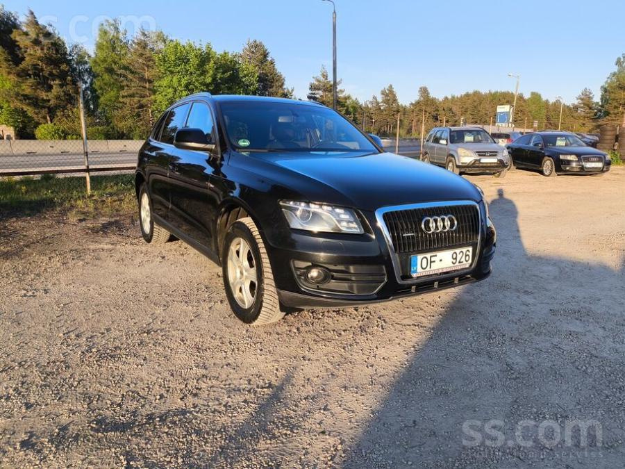 Black Audi Q5 2010 in Riga, with an engine capacity of 3.00 L and mileage of 249 thousand km for 9200 €, photo 1 on AUTOMOTO.COM.LV