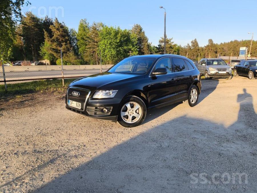 Black Audi Q5 2010 in Riga, with an engine capacity of 3.00 L and mileage of 249 thousand km for 9200 €, photo 4 on AUTOMOTO.COM.LV