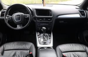 Black Audi Q5 2010 in Siauliai, with an engine capacity of 3.20 L and mileage of 471 thousand km for 5800 €, photo 17 on AUTOMOTO.COM.LV