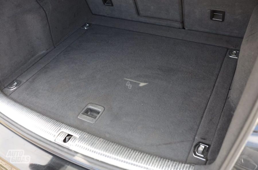 Black Audi Q5 2010 in Siauliai, with an engine capacity of 3.20 L and mileage of 471 thousand km for 5800 €, photo 23 on AUTOMOTO.COM.LV