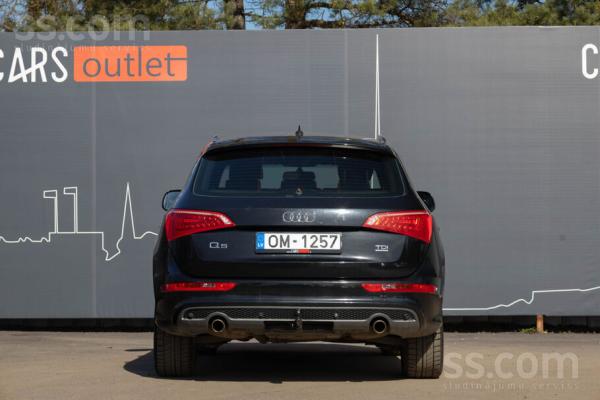 Melns Audi Q5 2010 Rīga, ar dzinēja tilpumu 3.00 L un nobraukumu 347 tūkst. km par 9990 €, foto 8 vietnē AUTOMOTO.COM.LV