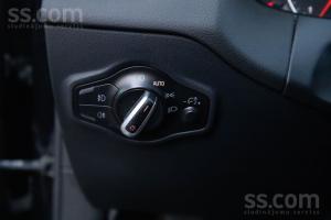 Black Audi Q5 2010 in Riga, with an engine capacity of 3.00 L and mileage of 347 thousand km for 9990 €, photo 16 on AUTOMOTO.COM.LV