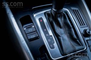 Black Audi Q5 2010 in Riga, with an engine capacity of 3.00 L and mileage of 347 thousand km for 9990 €, photo 18 on AUTOMOTO.COM.LV