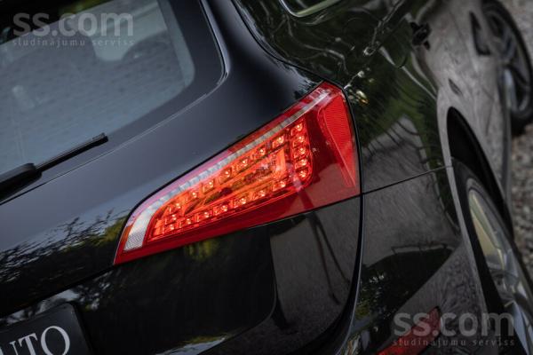 Black Audi Q5 2010 in Jelgava, with an engine capacity of 2.00 L and mileage of 212 thousand km for 10400 €, photo 7 on AUTOMOTO.COM.LV