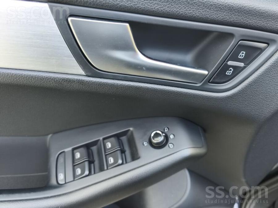Black Audi Q5 2010 in Riga, with an engine capacity of 3.00 L and mileage of 0 thousand km for 9000 €, photo 8 on AUTOMOTO.COM.LV