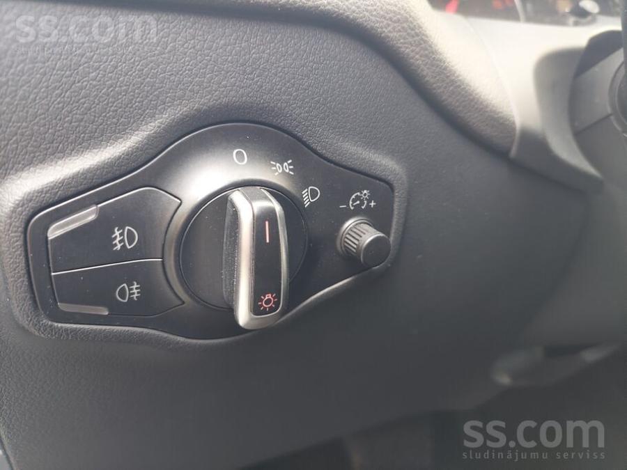 Black Audi Q5 2010 in Riga, with an engine capacity of 3.00 L and mileage of 0 thousand km for 8695 €, photo 20 on AUTOMOTO.COM.LV