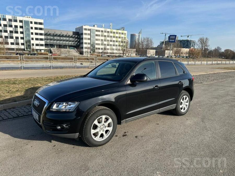 Черный Ауди Ку 5 2010 в Рига, объемом двигателя 2.00 л и пробегом 234 тыс. км за 9300 €, фото 4 на AUTOMOTO.COM.LV