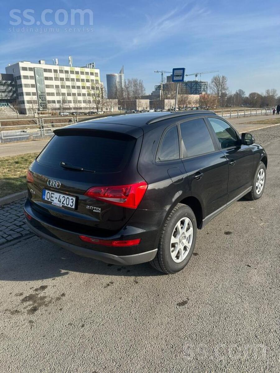 Черный Ауди Ку 5 2010 в Рига, объемом двигателя 2.00 л и пробегом 234 тыс. км за 9300 €, фото 5 на AUTOMOTO.COM.LV