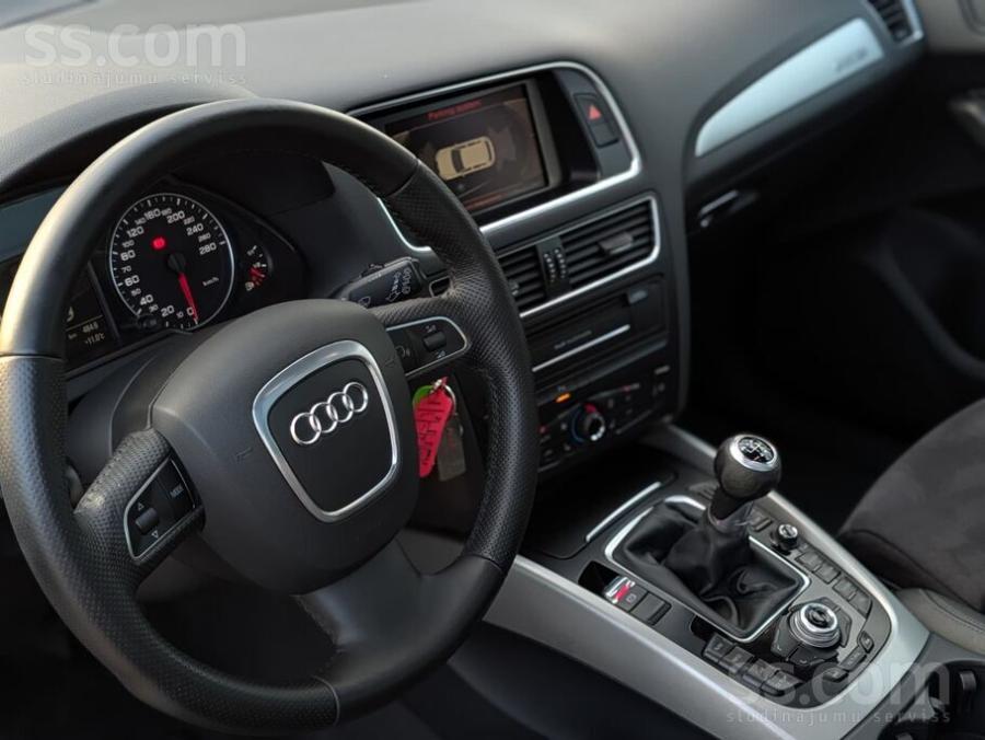 Black Audi Q5 2010 in Jurmala, with an engine capacity of 2.00 L and mileage of 0 thousand km for 8750 €, photo 8 on AUTOMOTO.COM.LV