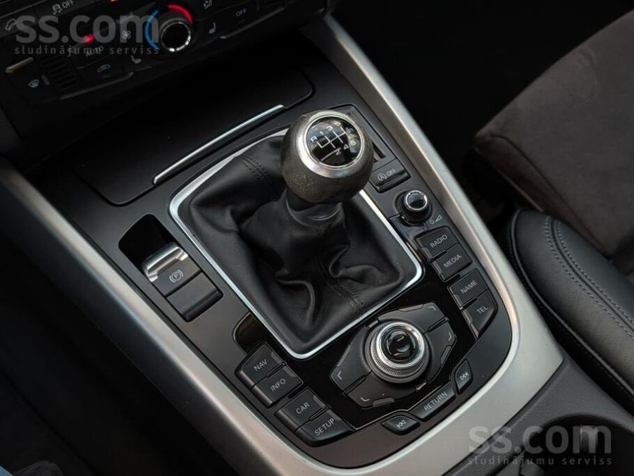 Black Audi Q5 2010 in Jurmala, with an engine capacity of 2.00 L and mileage of 0 thousand km for 8750 €, photo 14 on AUTOMOTO.COM.LV