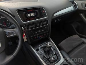 Black Audi Q5 2010 in Jurmala, with an engine capacity of 2.00 L and mileage of 0 thousand km for 8750 €, photo 23 on AUTOMOTO.COM.LV