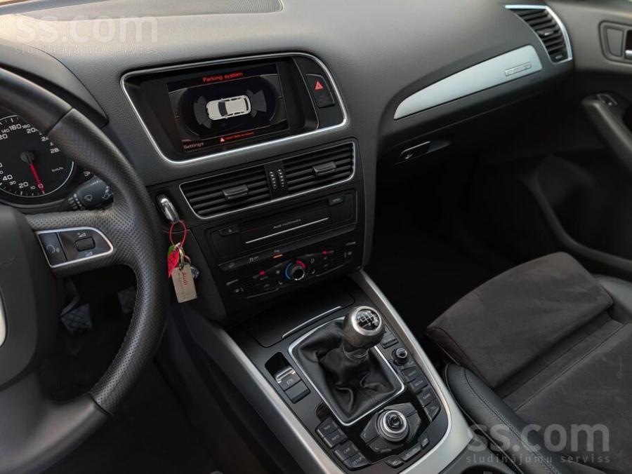 Black Audi Q5 2010 in Jurmala, with an engine capacity of 2.00 L and mileage of 0 thousand km for 8750 €, photo 23 on AUTOMOTO.COM.LV