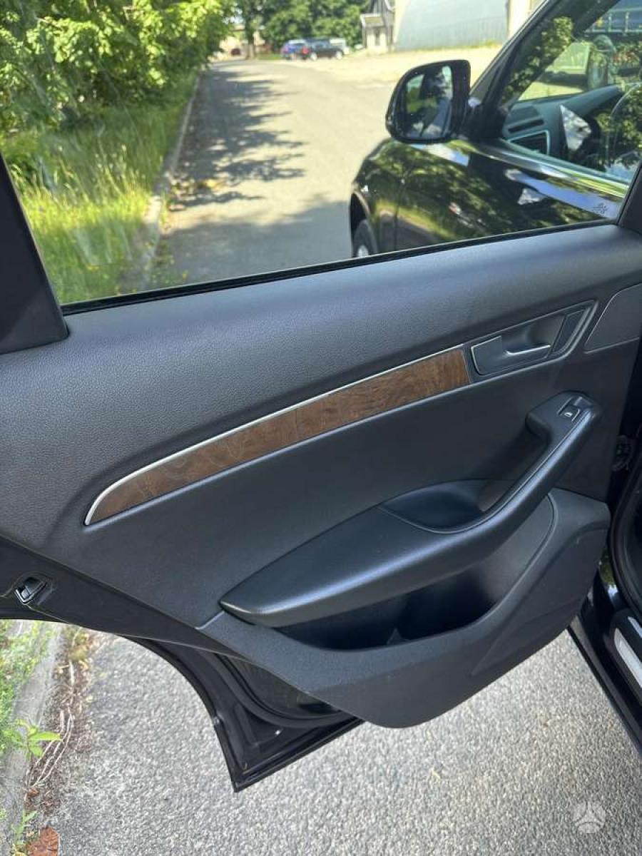 Black Audi Q5 2010 in Taurage, with an engine capacity of 2.97 L and mileage of 207 thousand km for 9500 €, photo 16 on AUTOMOTO.COM.LV