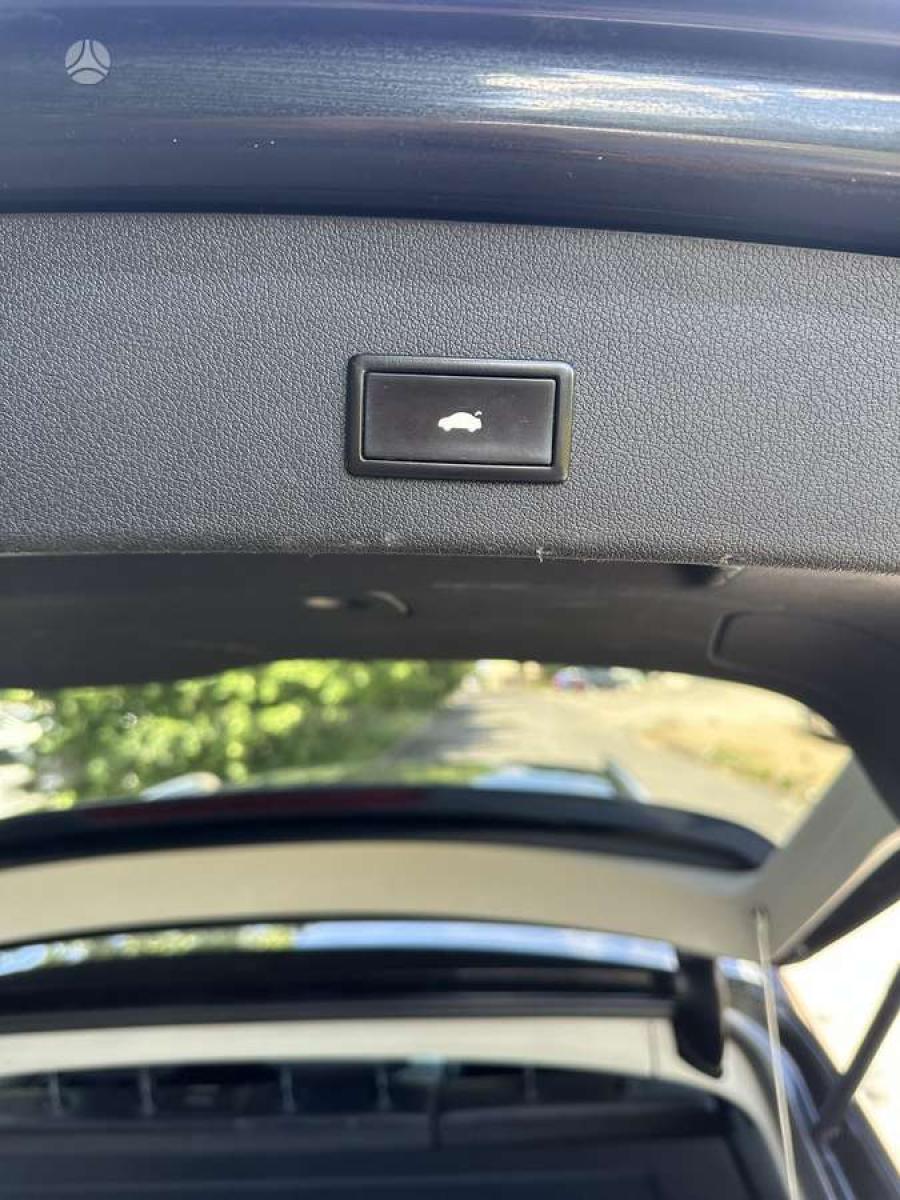 Black Audi Q5 2010 in Taurage, with an engine capacity of 2.97 L and mileage of 207 thousand km for 9500 €, photo 18 on AUTOMOTO.COM.LV