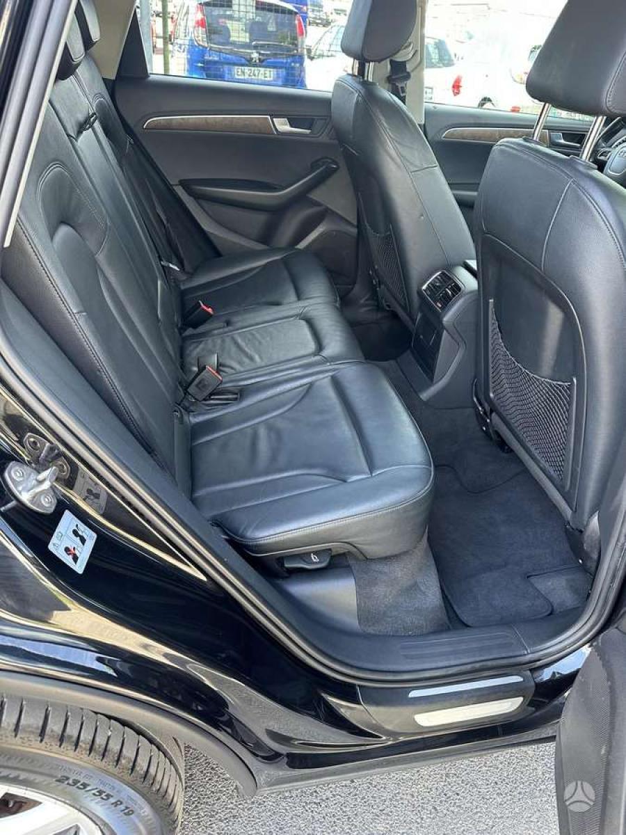 Black Audi Q5 2010 in Taurage, with an engine capacity of 2.97 L and mileage of 207 thousand km for 9500 €, photo 21 on AUTOMOTO.COM.LV