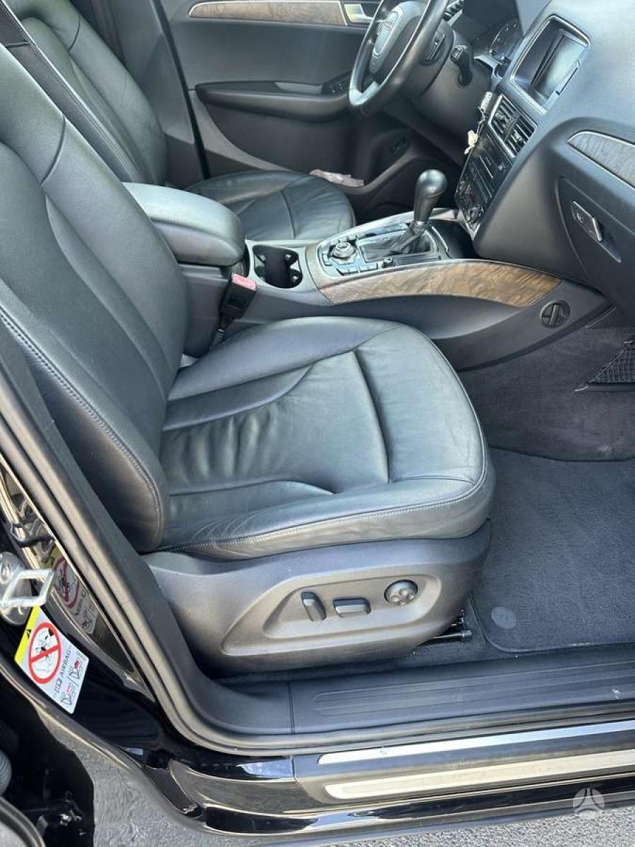 Black Audi Q5 2010 in Taurage, with an engine capacity of 2.97 L and mileage of 207 thousand km for 9500 €, photo 23 on AUTOMOTO.COM.LV