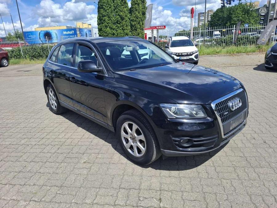 Melns Audi Q5 2010 Kauņa, ar dzinēja tilpumu 1.97 L un nobraukumu 272 tūkst. km par 8100 €, foto 4 vietnē AUTOMOTO.COM.LV