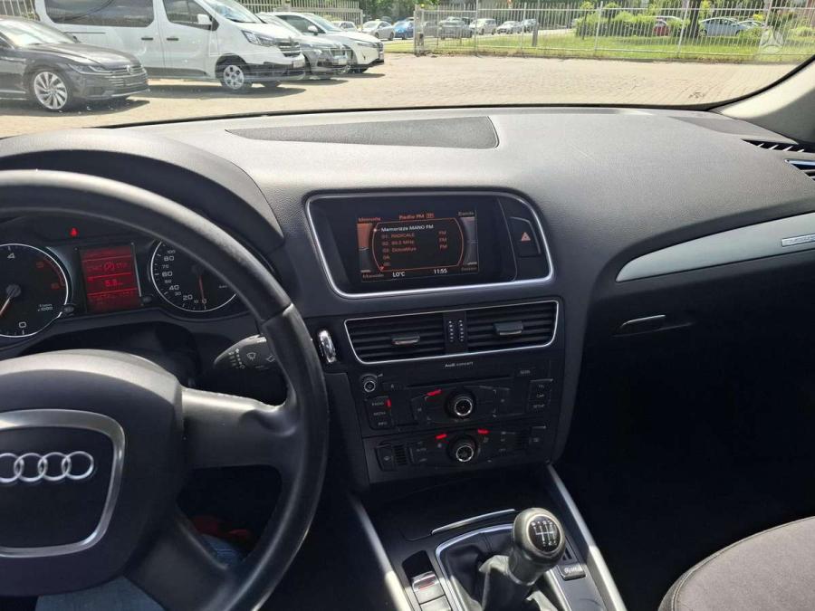 Melns Audi Q5 2010 Kauņa, ar dzinēja tilpumu 1.97 L un nobraukumu 272 tūkst. km par 8100 €, foto 13 vietnē AUTOMOTO.COM.LV