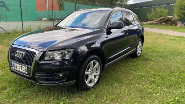 Black Audi Q5 2010 in Riga, with an engine capacity of 2.00 L and mileage of 0 thousand km for 11200 €, photo 1 on AUTOMOTO.COM.LV