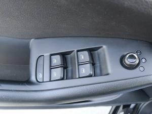 Melns Audi Q5 2010 Rīga, ar dzinēja tilpumu 3.00 L un nobraukumu 249 tūkst. km par 7990 €, foto 12 vietnē AUTOMOTO.COM.LV