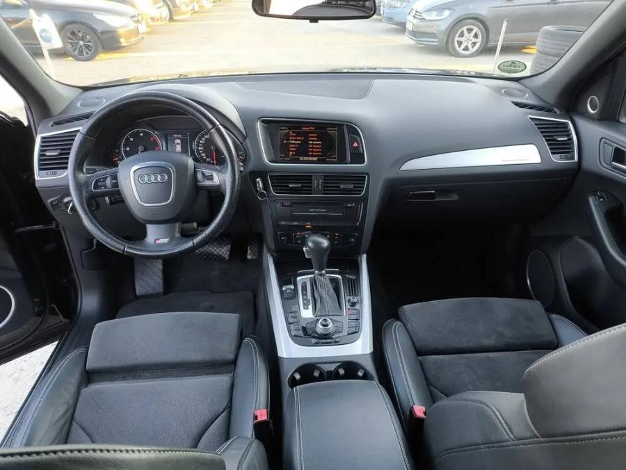 Melns Audi Q5 2010 Rīga, ar dzinēja tilpumu 3.00 L un nobraukumu 249 tūkst. km par 7990 €, foto 18 vietnē AUTOMOTO.COM.LV