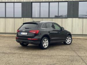 Black Audi Q5 2010 in Riga, with an engine capacity of 3.00 L and mileage of 318 thousand km for 8990 €, photo 9 on AUTOMOTO.COM.LV