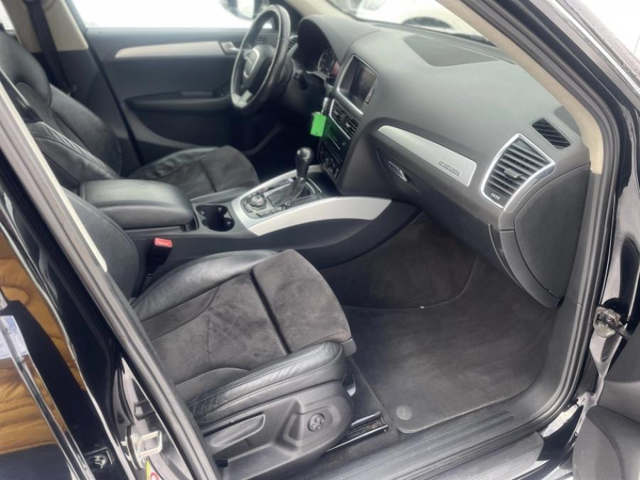 Black Audi Q5 2010 in Riga, with an engine capacity of 3.00 L and mileage of 318 thousand km for 8990 €, photo 13 on AUTOMOTO.COM.LV