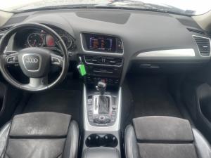 Black Audi Q5 2010 in Riga, with an engine capacity of 3.00 L and mileage of 318 thousand km for 8990 €, photo 14 on AUTOMOTO.COM.LV