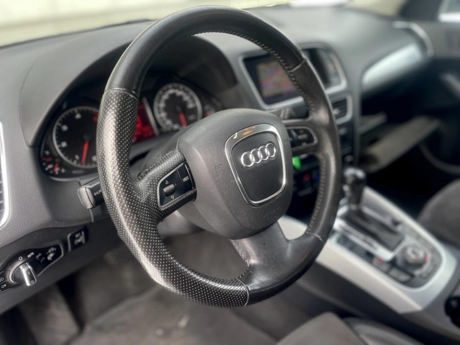 Black Audi Q5 2010 in Riga, with an engine capacity of 3.00 L and mileage of 318 thousand km for 8990 €, photo 24 on AUTOMOTO.COM.LV