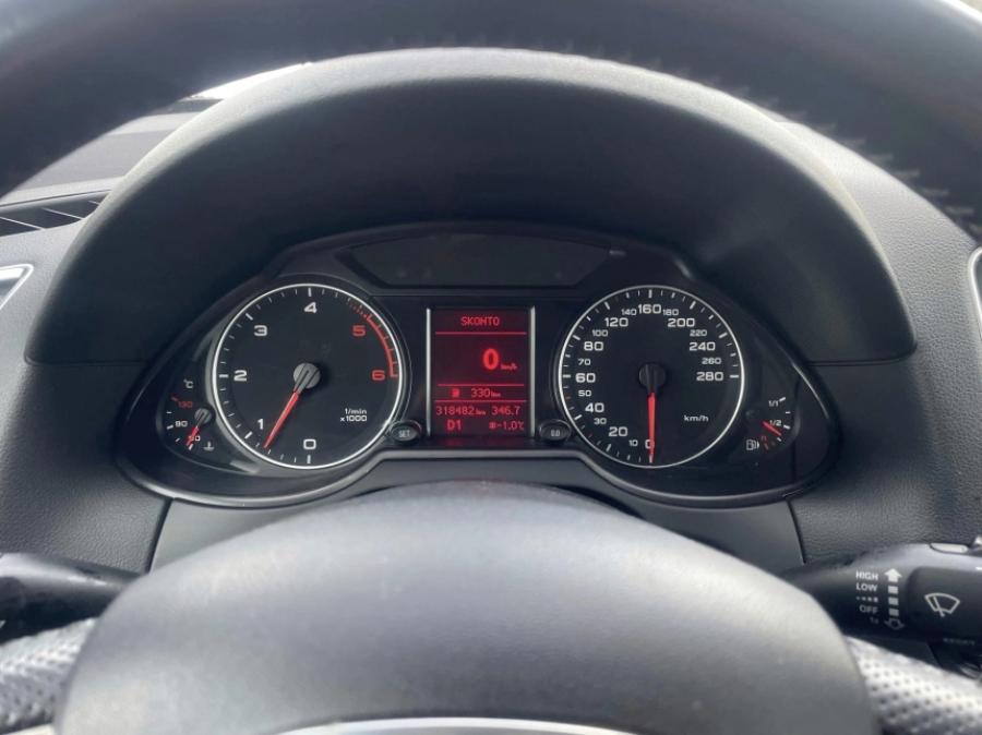 Black Audi Q5 2010 in Riga, with an engine capacity of 3.00 L and mileage of 318 thousand km for 8990 €, photo 25 on AUTOMOTO.COM.LV