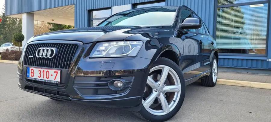 Black Audi Q5 2010 in Riga, with an engine capacity of 3.00 L and mileage of 273 thousand km for 10500 €, photo 1 on AUTOMOTO.COM.LV