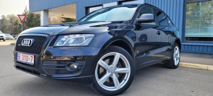 Black Audi Q5 2010 in Riga, with an engine capacity of 3.00 L and mileage of 273 thousand km for 10500 €, photo 3 on AUTOMOTO.COM.LV