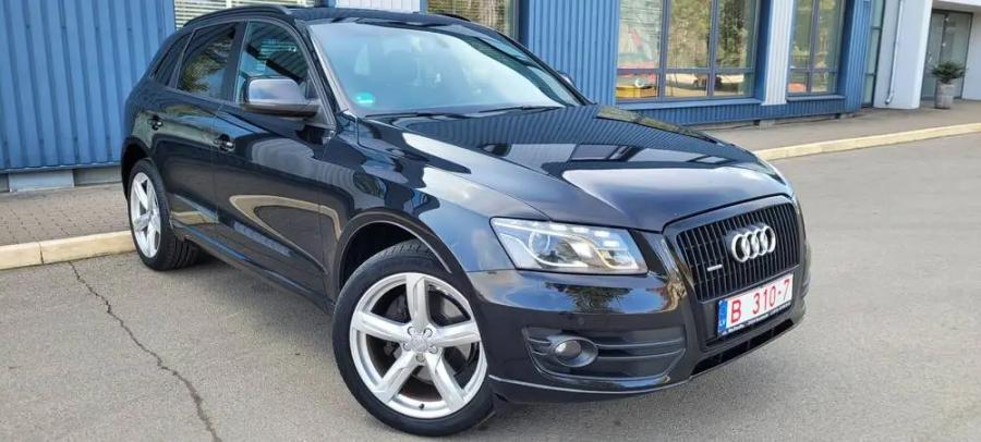Black Audi Q5 2010 in Riga, with an engine capacity of 3.00 L and mileage of 273 thousand km for 10500 €, photo 5 on AUTOMOTO.COM.LV